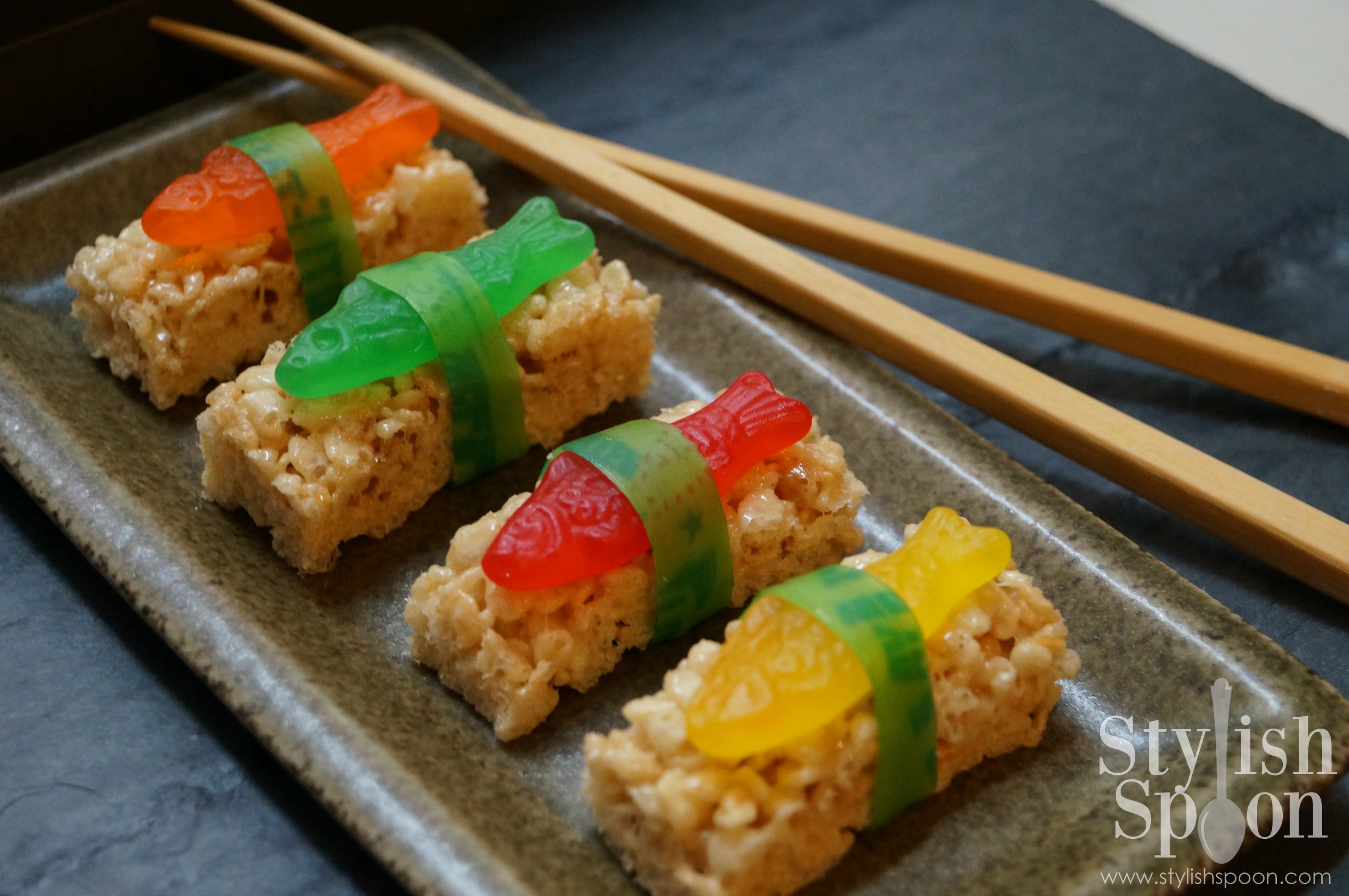 Kids Parties :: "Sushi" Rice Krispies Treats – Stylish Spoon